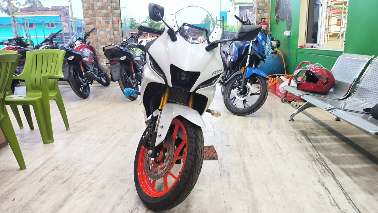 New R 15 Version 4 White 2025 - YouTube