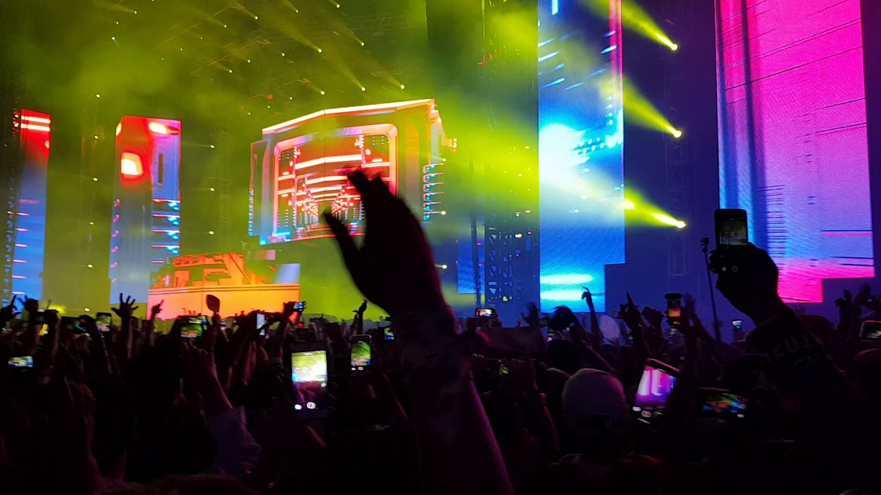 Zedd Live - I want you to know @ UMF Korea 2018(Ultra Music Festival ...