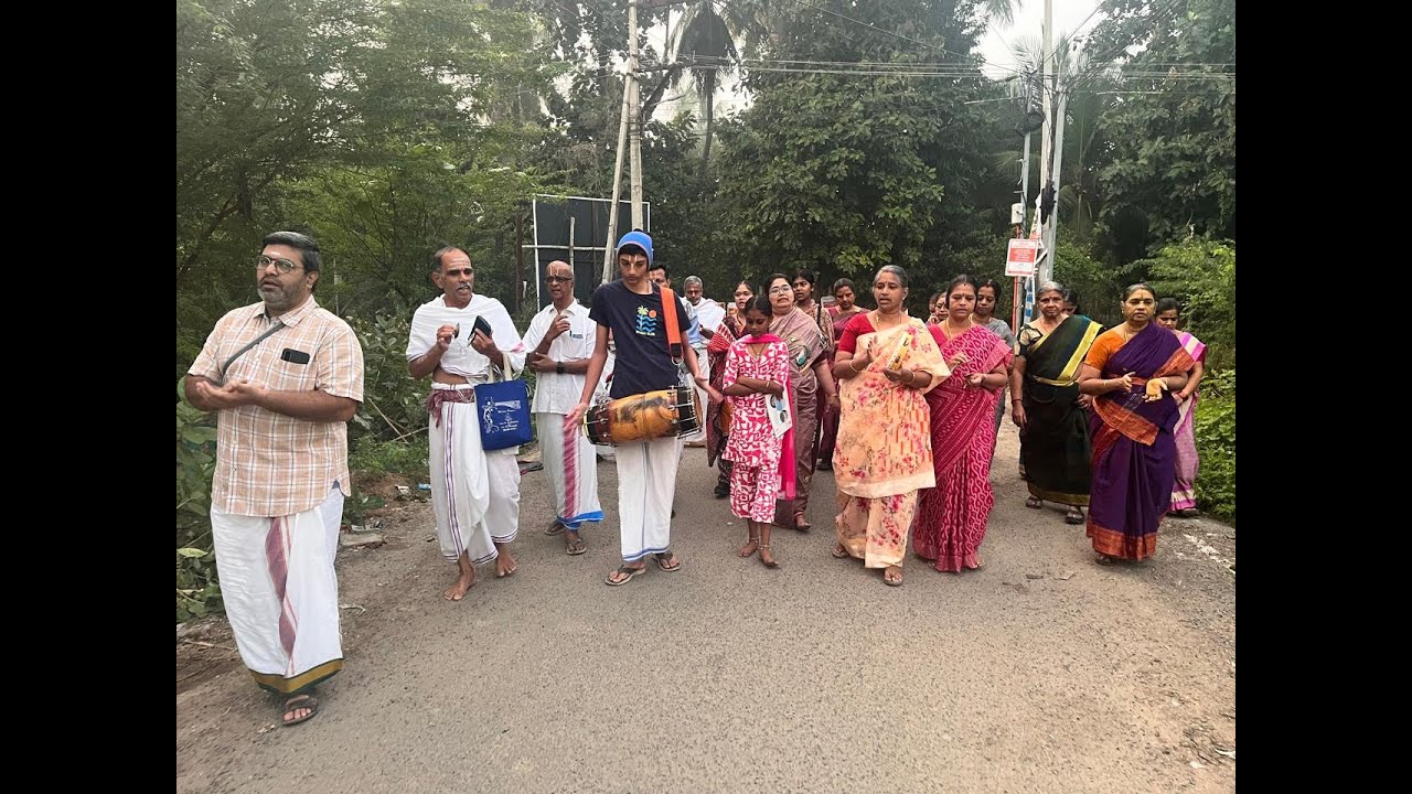 Margazhi Veedhi Bhajan Day 7 | 22-12-2025 | Srirangam - YouTube
