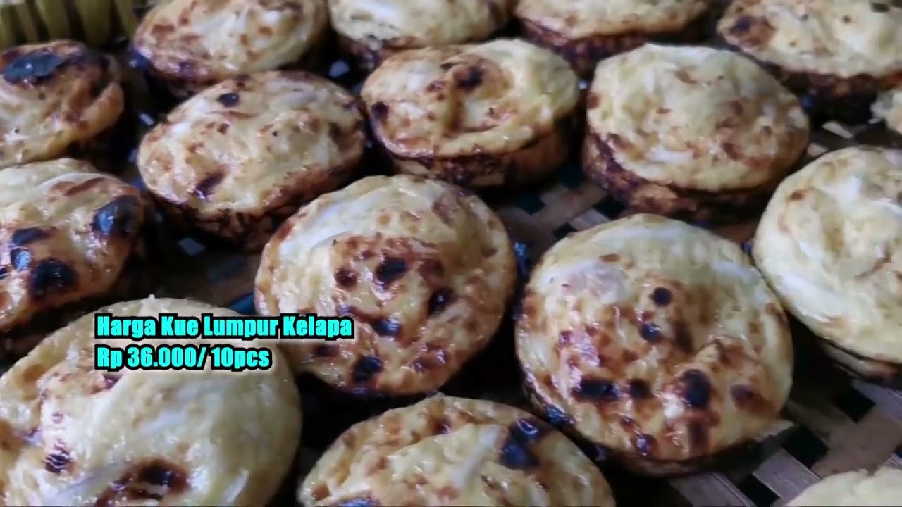 Jajan Kue Lumpur Bu Lilik Yang Laris | MAKAN RECEH (23/10/22) - YouTube