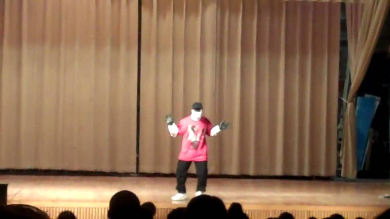 Worst talent show (8 of 9) - YouTube