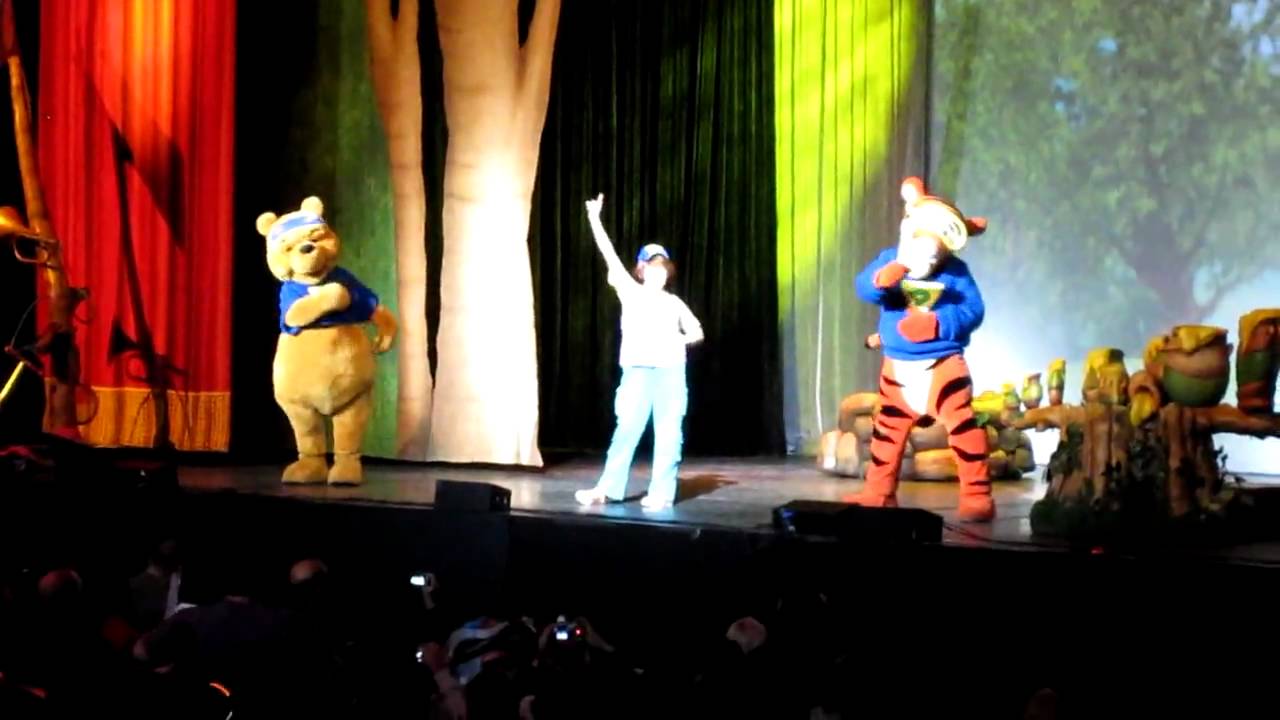 The Super Sleuths @ Disney Clubhouse Live - YouTube