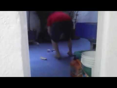 niño gordo explota (material para memes) - YouTube