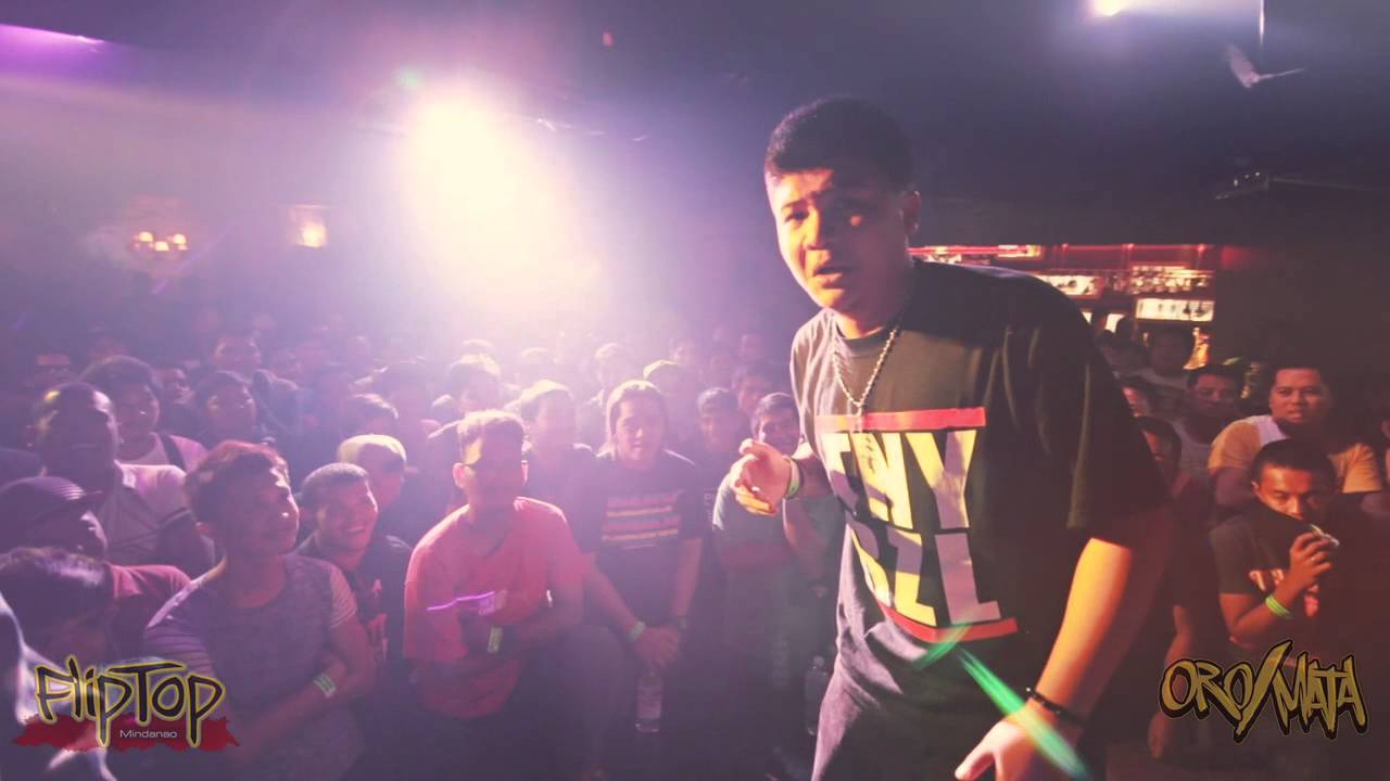 FlipTop - G-Clown vs Kregga - YouTube