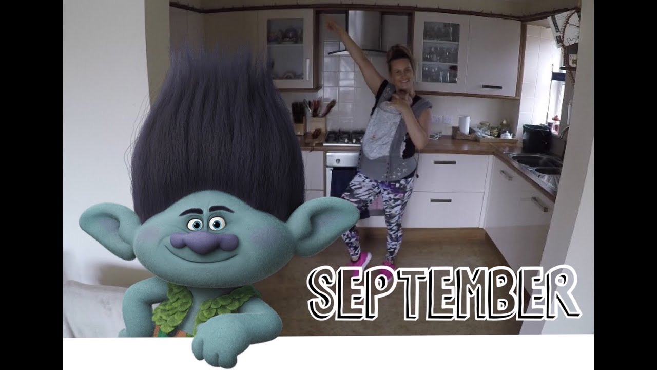 'TROLLS' DANCE WITH YOUR BABY: SEPTEMBER - YouTube