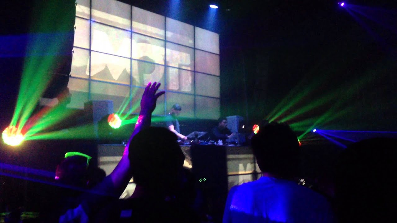 MOTi Live@ Mixx Club Malacca Malaysia 2015 part 1 - YouTube