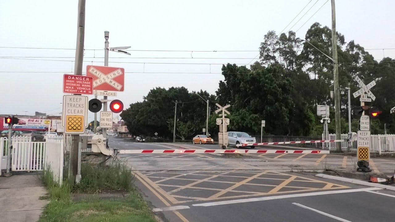 Level Crossing, Granville NSW, Australia. - YouTube