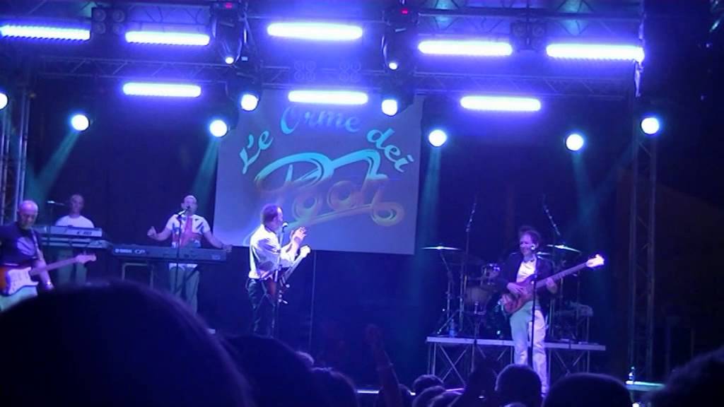 LE ORME DEI POOH ricevono i complimenti DA DODI BATTAGLIA - YouTube