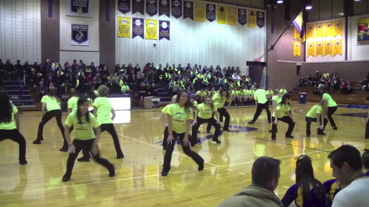Elmira College 2013 Hoops Hysteria Danceline Performance - YouTube