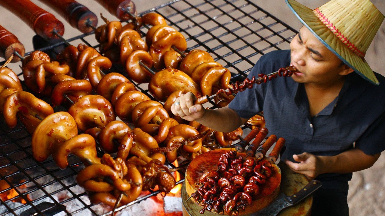 Grilled Pork Intestine BBQ Recipe Eating mouth Watering with Hot Chili ...