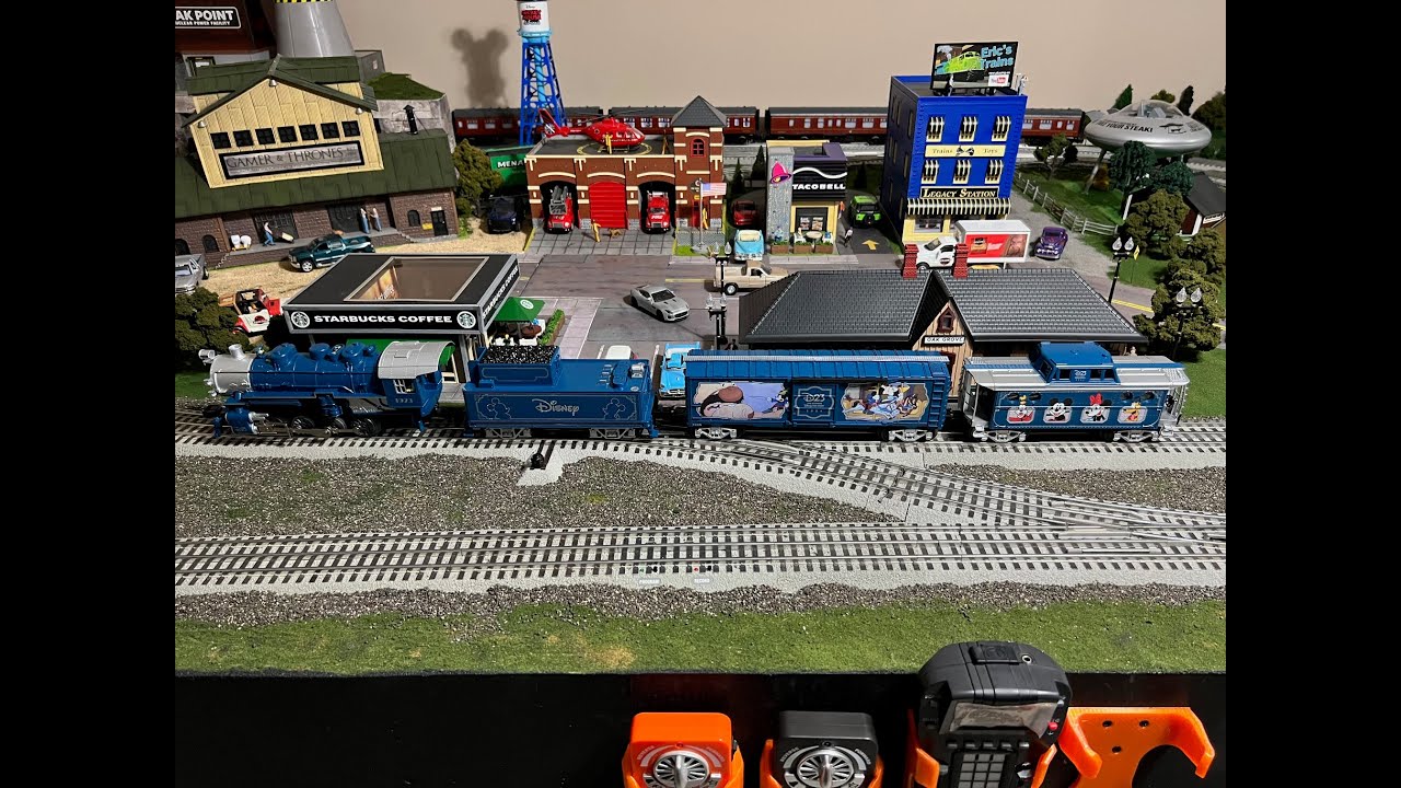 Lionel Disney D23 Train - YouTube