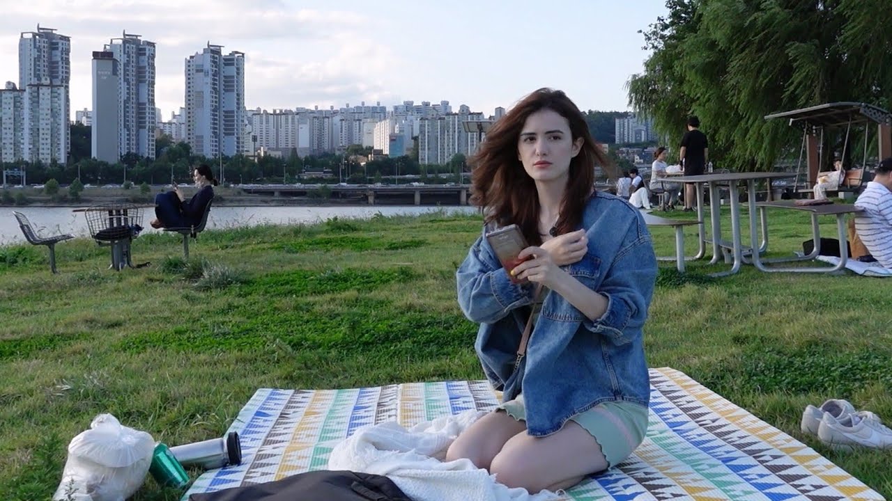 The best date spot in Seoul💜 Nodeul Island, baking again, starting a new channel? - YouTube