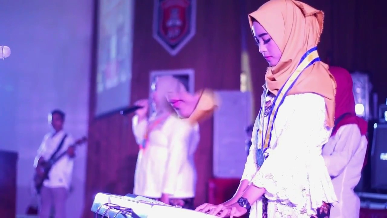 MASA SMA - ANGEL 9_MOS BAND_BASASA_BATIK SAKTI KEBUMEN - YouTube