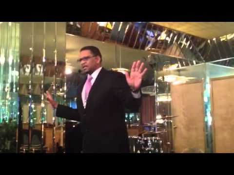 Pastor Derrick Williams " What Decisions Are You Making ? " Ruth ...