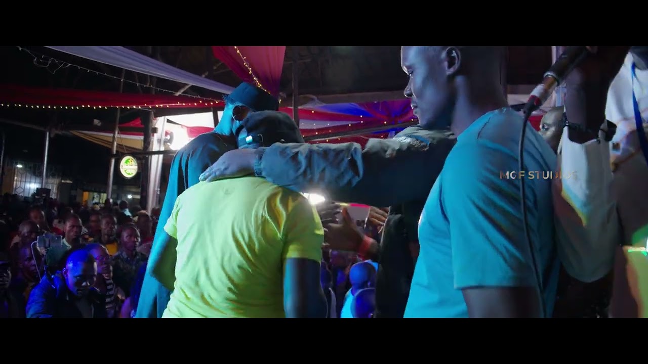 Tony Ndiema Performing Oscar Magige Song Live On Stage - YouTube