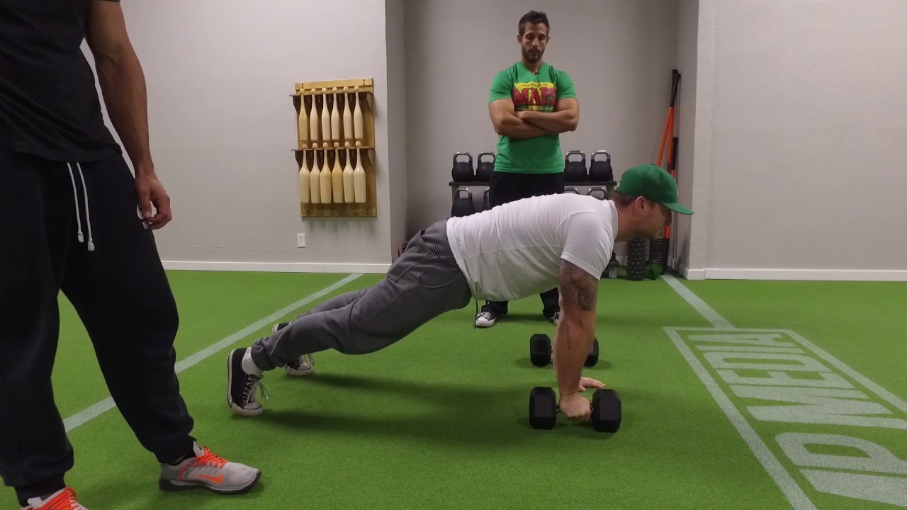 Strengthen Your Core with the Renegade Row - YouTube
