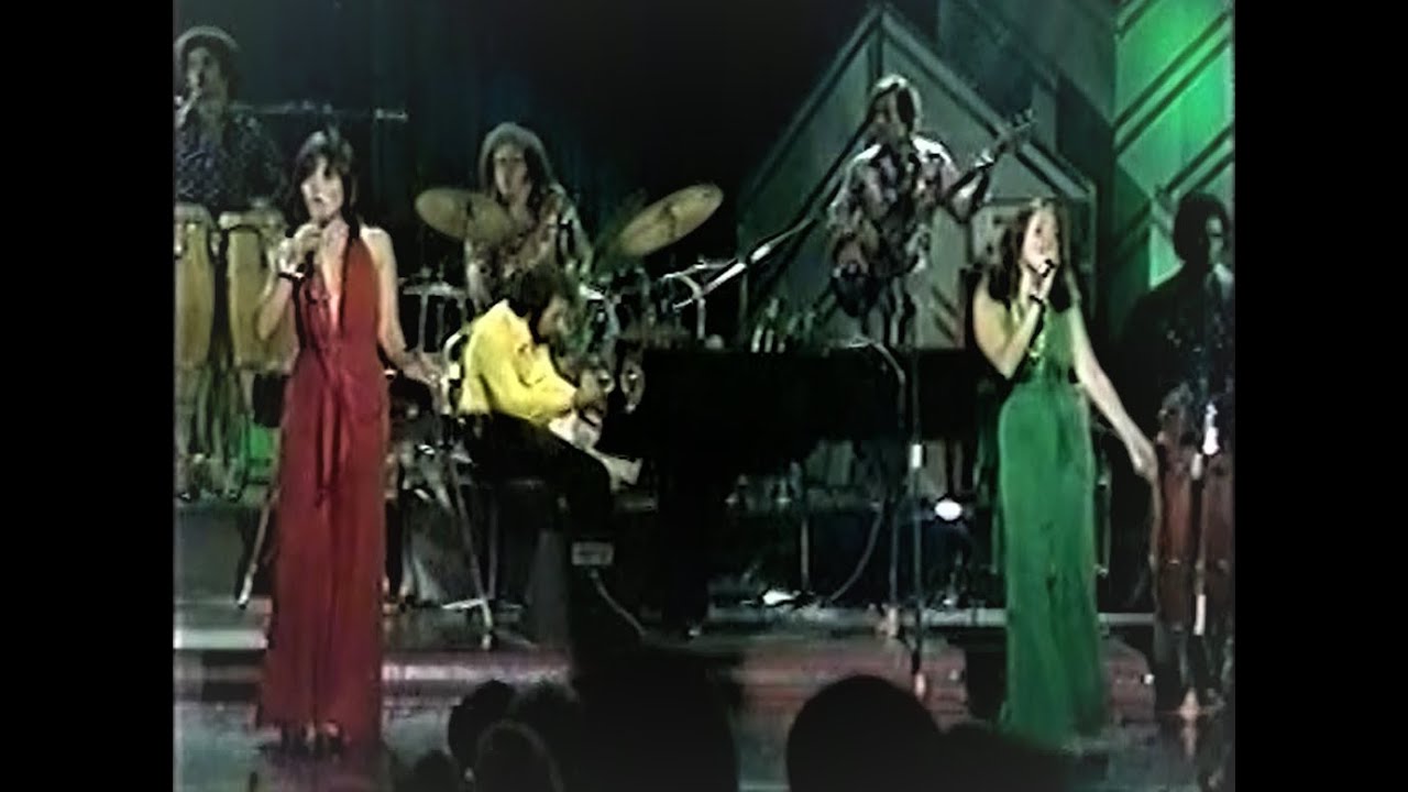 Mas Que Nada/Upa Neguinho BONNIE BOWDEN & GRACINHA LEPORACE Sing with ...