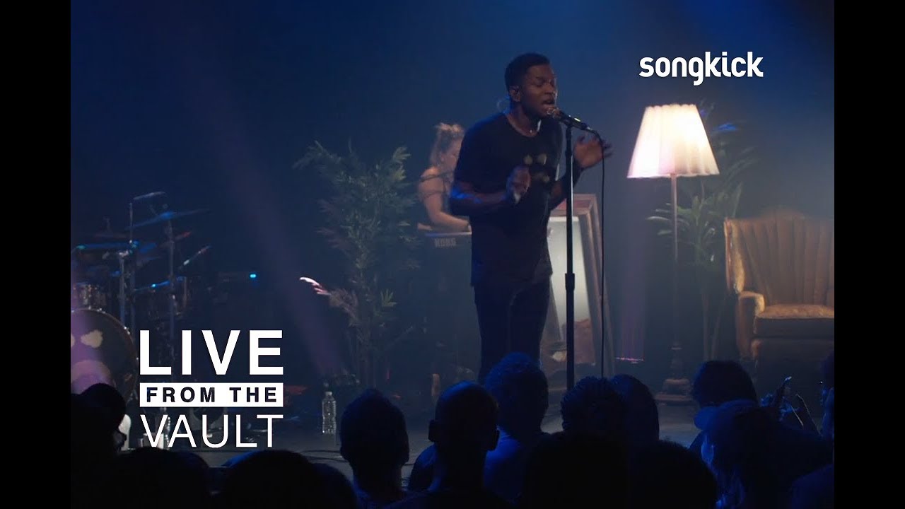 Gallant - Episode [Live From The Vault] - YouTube