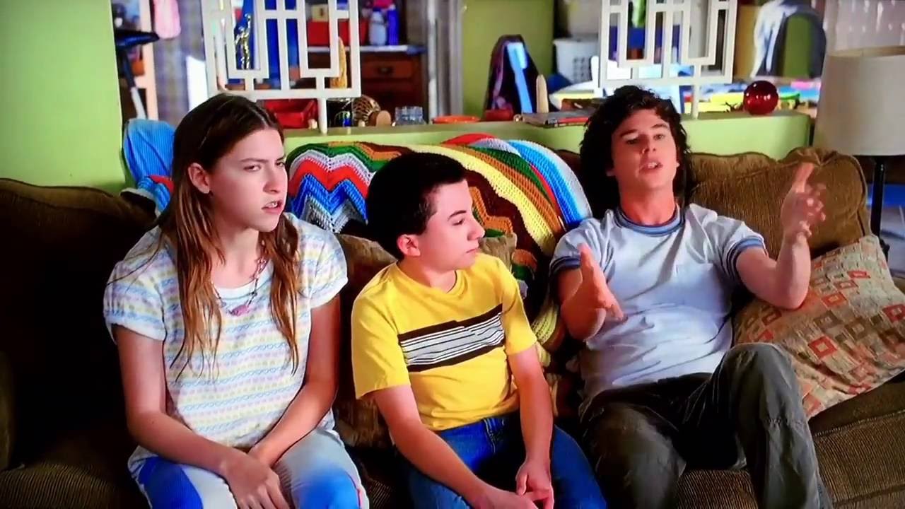 Axl Heck Moments Part 86 - The Middle - YouTube