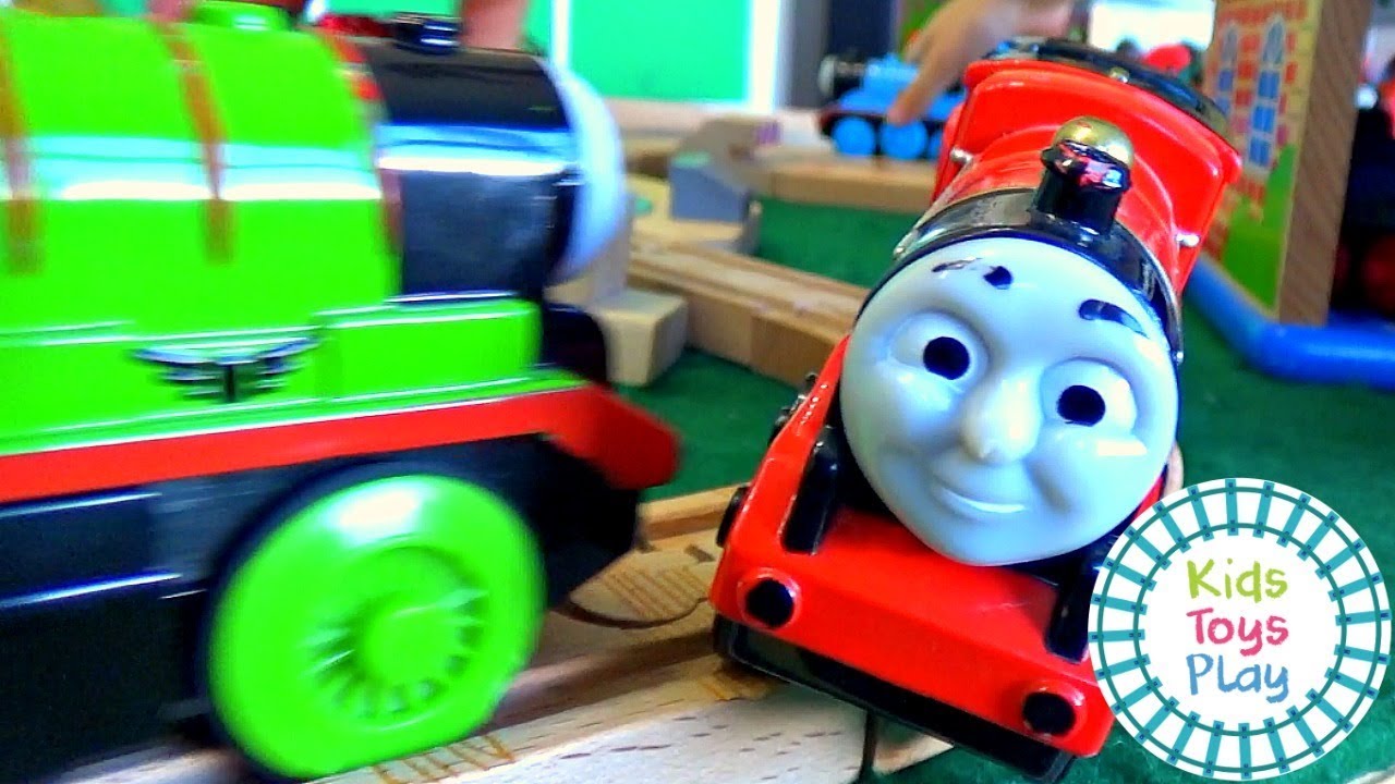 Thomas and Friends Wooden Railway Track Build | Train Sheds and ...