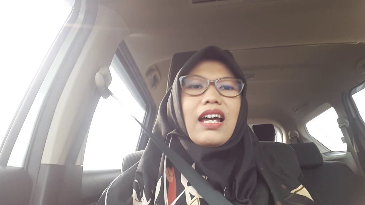 Fisioterapi untuk anak keterlambatan tumbuh kembang - YouTube