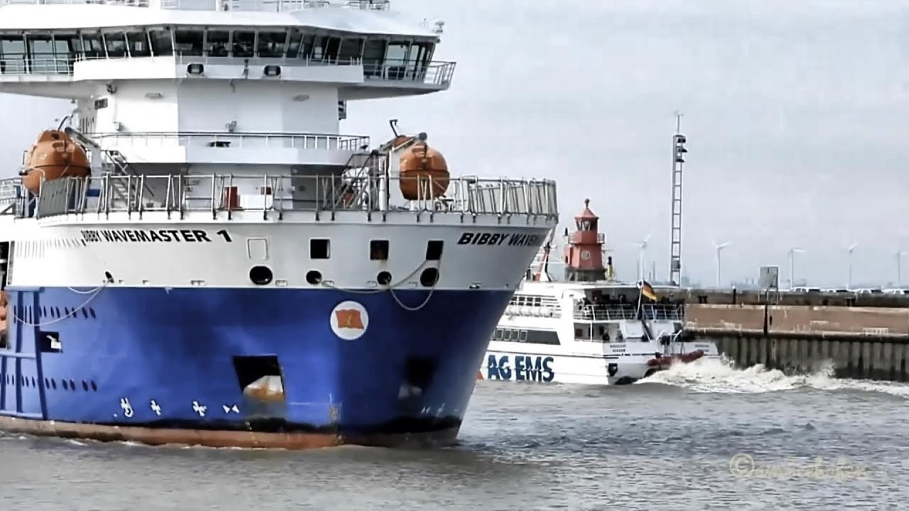 Einlauf Windparkversorger BIBBY WAVEMASTER 1 offshore supply ship ...