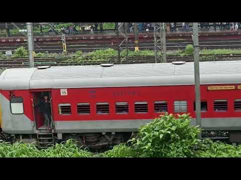 Shalimar-LTT Samarsata express arrives late and waits outside Kurla Terminus #mumbai #train ...