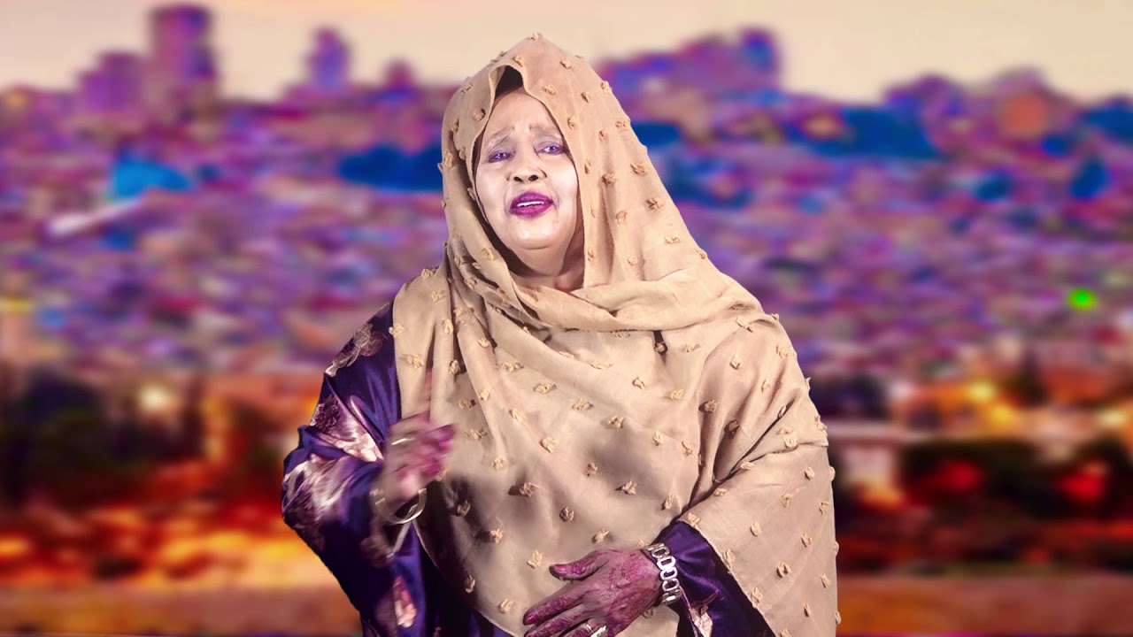 FANAANADA QARANKA FAADUMO NAKRUUMA OO HEES CUSUB U SOO QAADAY WALAALAHA ...