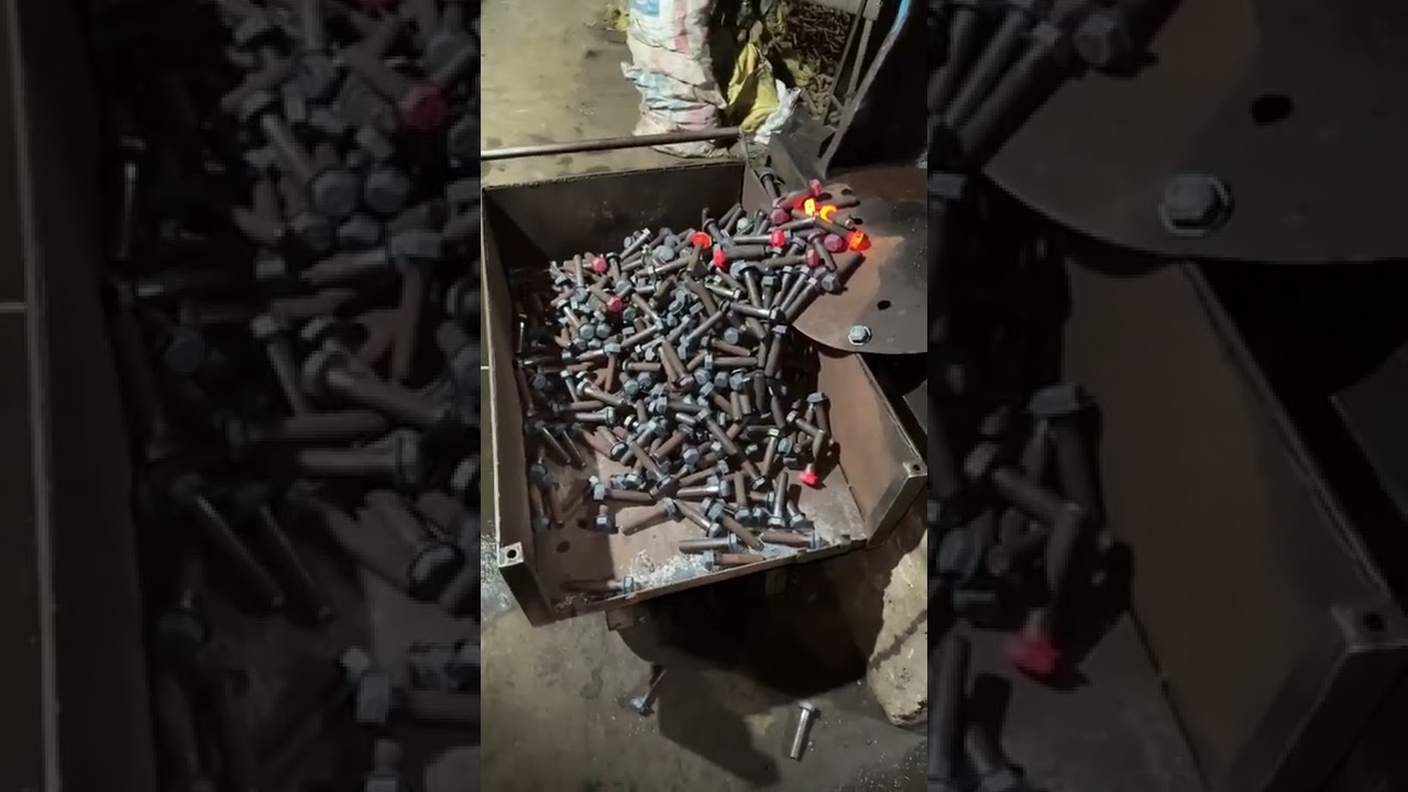 Forging Work on Heavy Bolts - YouTube