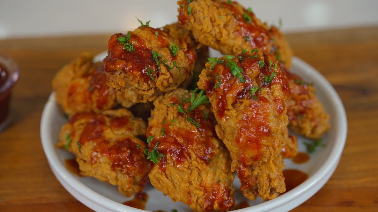MUMBO SAUCE CHICKEN WINGS RECIPE - YouTube