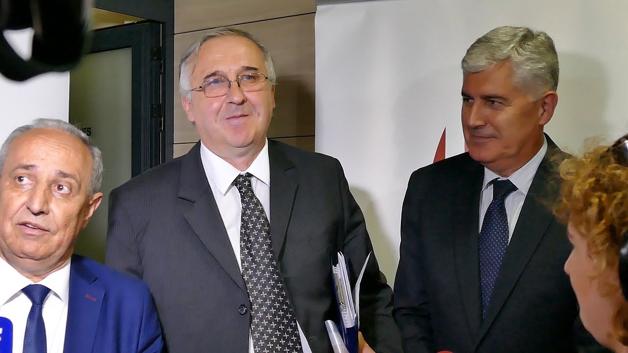 Zdenko Vukić predsjednik UBHH Prsten - YouTube