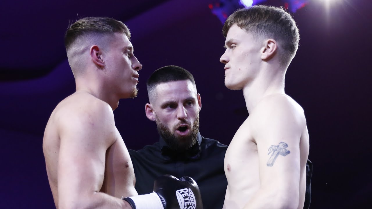 Mason Nolan vs Conor Cartwright - YouTube