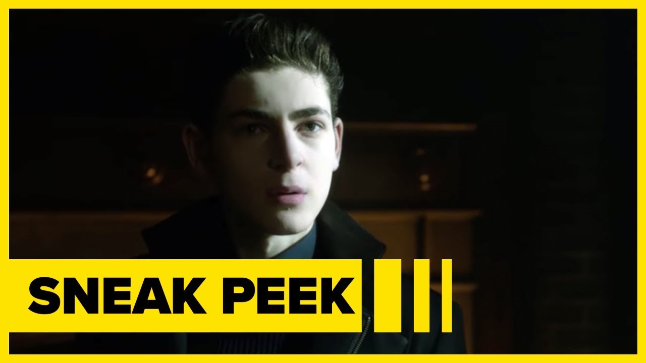 Watch Gotham 5x07 Sneak Peek: Jeremiah Reunites Bruce With His Dead ...