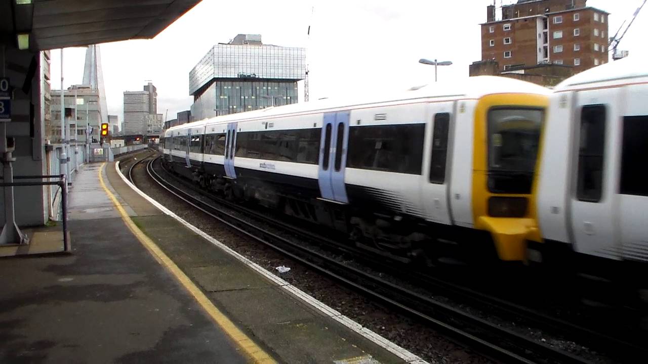 Class 465/1 465190 at London Waterloo East - YouTube