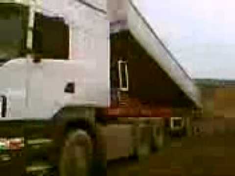 truck tipping over.. - YouTube