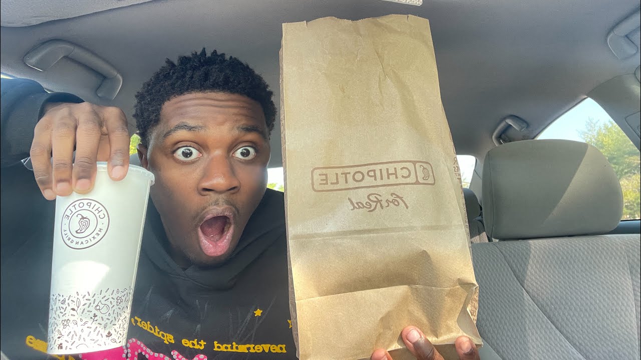 MY FIRST TIME EATING CHIPOTLE MEXICAN GRILL🤯….MUST WATCH - YouTube