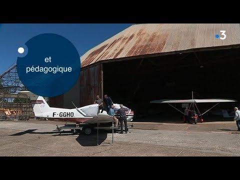 Sur ma route : découvrez l'avion du rond-point de Thise - YouTube