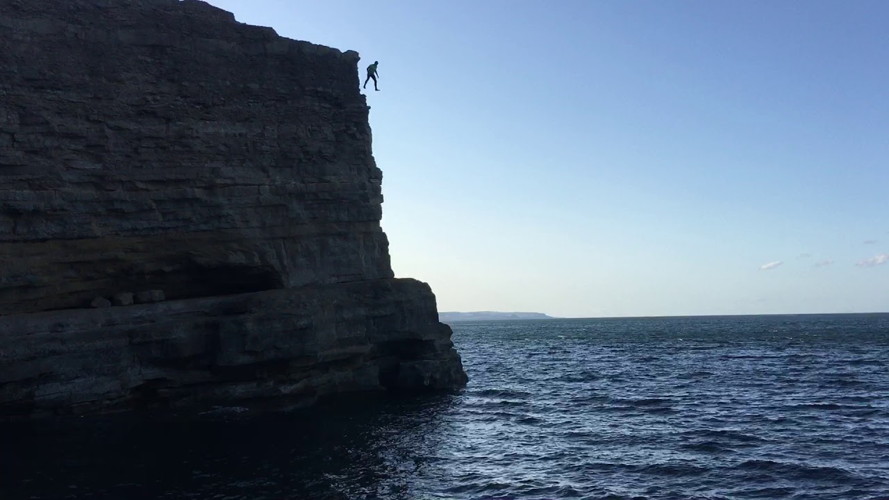 Filey Cliff Jumping Benny’s - YouTube