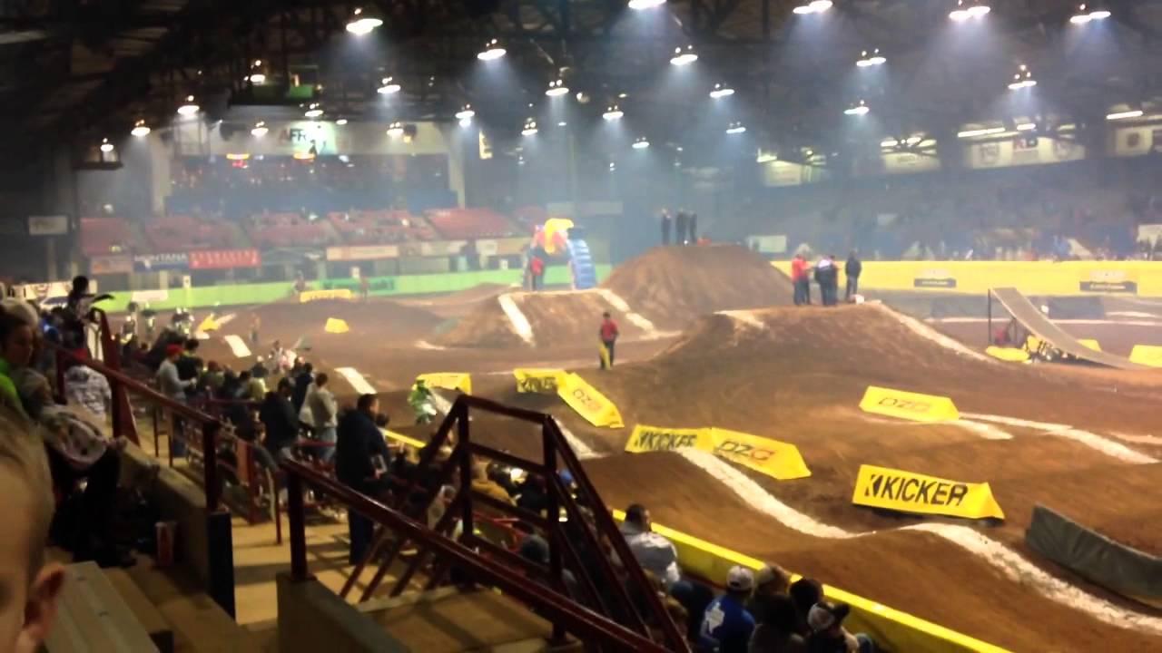 Kicker Arenacross - Lazy E Arena - OK - Jan 11th 2014 - YouTube