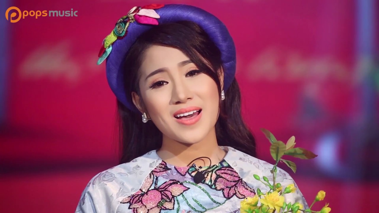 Liveshow Xuan Xa Me To My Tam Su Ngay Xuan - YouTube