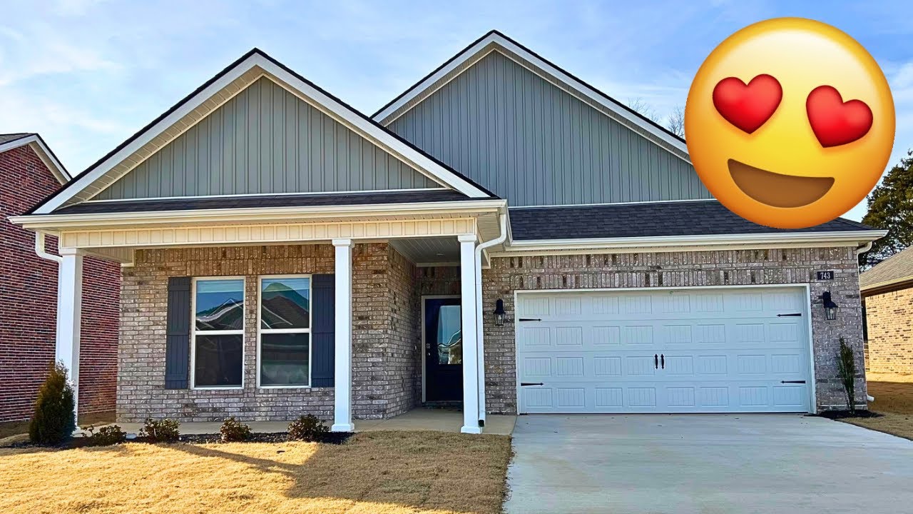 Full walkthrough of 2 brand new 2025 home builds. - YouTube