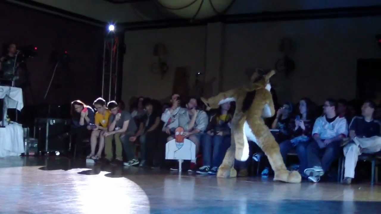 Furry Fiesta 2013 Dance Competition - Matsi Wolf - YouTube