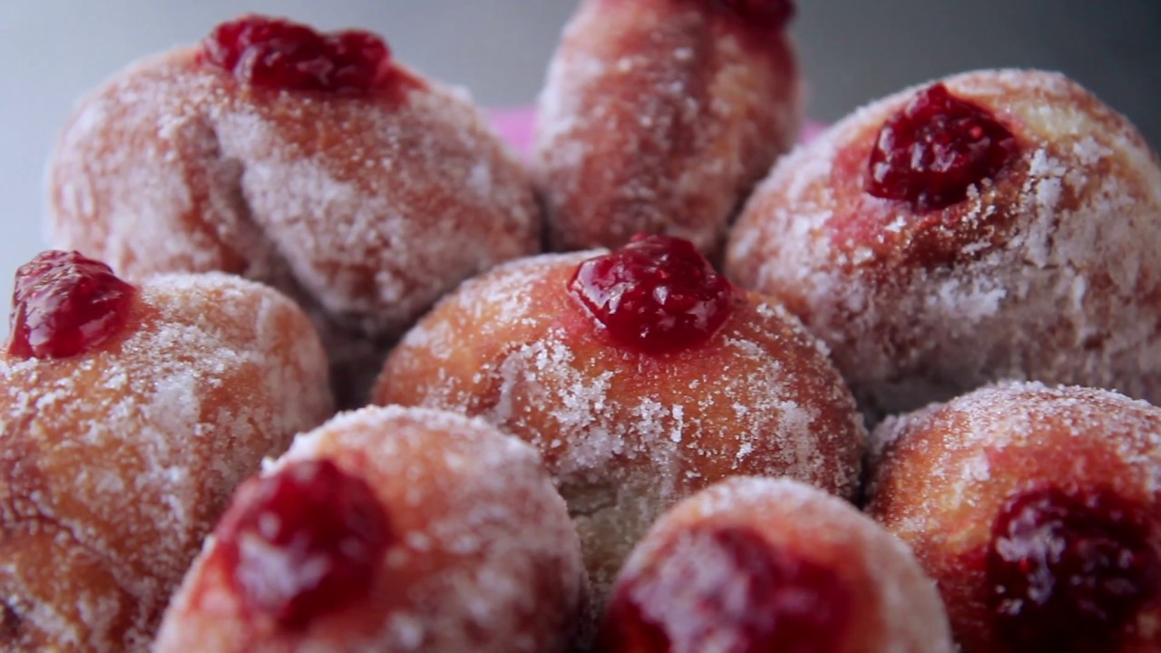Vegan Donuts with Raspberry Jam - YouTube