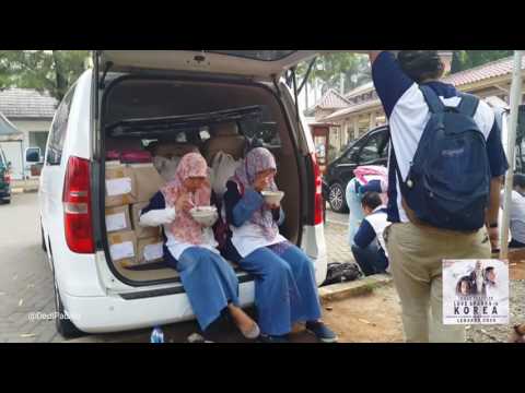 Road Show Film Jilbab Traveler Love Sparks In Korea
