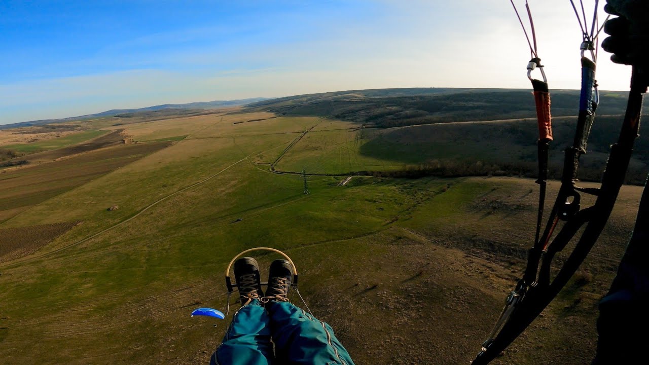 4K Paragliding - Codaesti: Strong wind soaring - YouTube