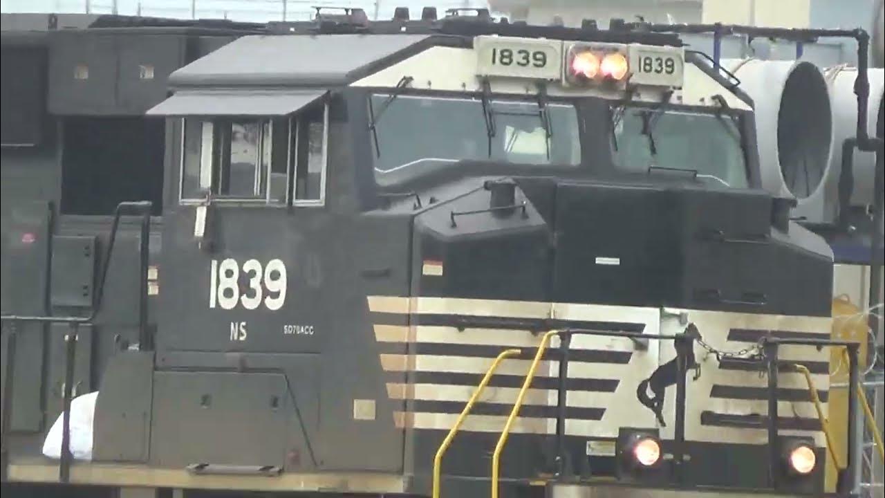 NS SD70ACC leads manifest heading up mauray street connector - YouTube