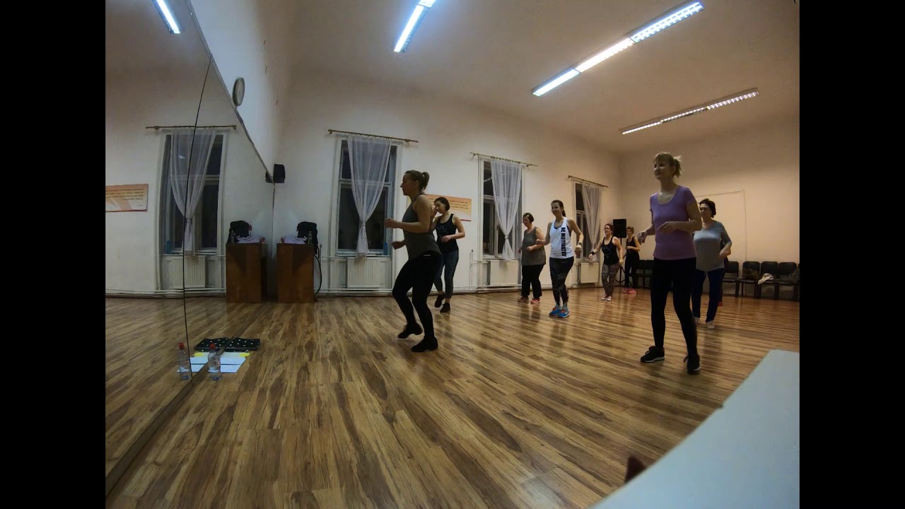 Perhaps Gina Cha cha TáncosNők - YouTube