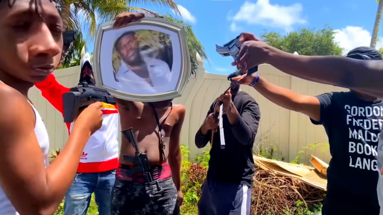 How Rappers Diss Their Opps - YouTube