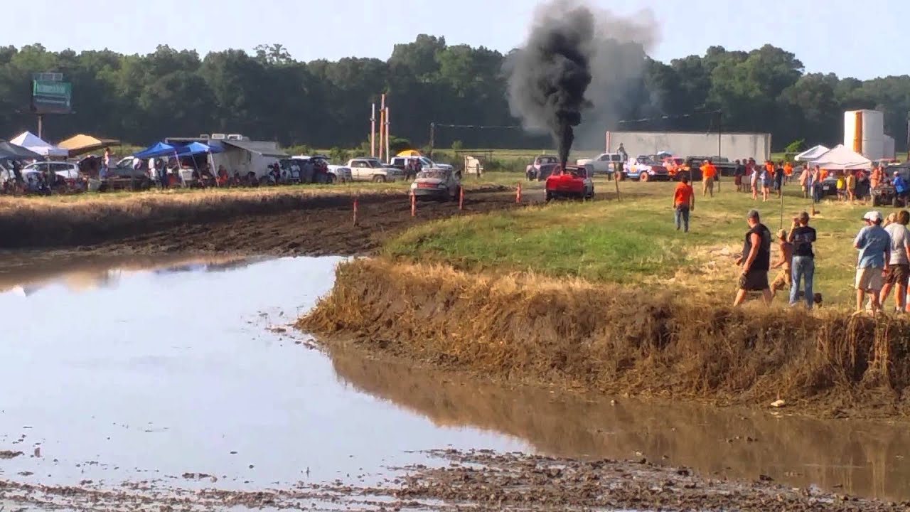 Richmond LA Mud Races - YouTube