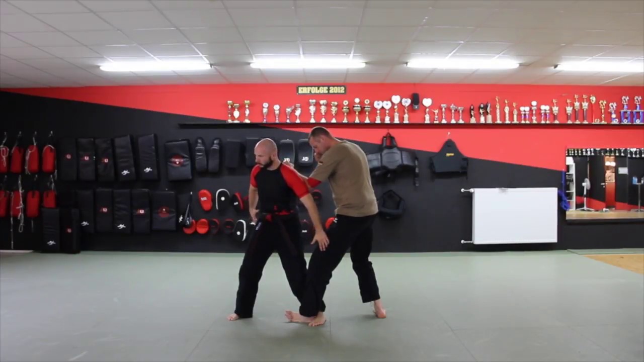 Live Seminar Lessons: Attacking the Legs - Leg Traps & Breaks - YouTube